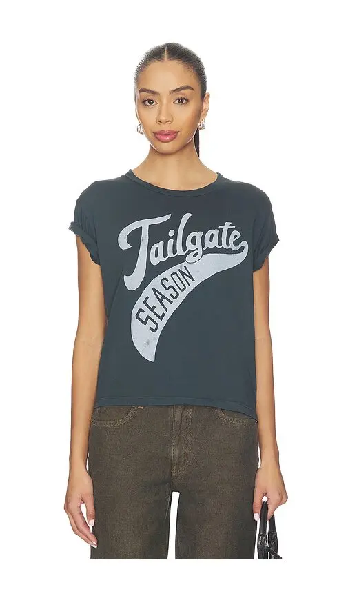 Daydreamer Tailgate Season Graphic Tee - Black