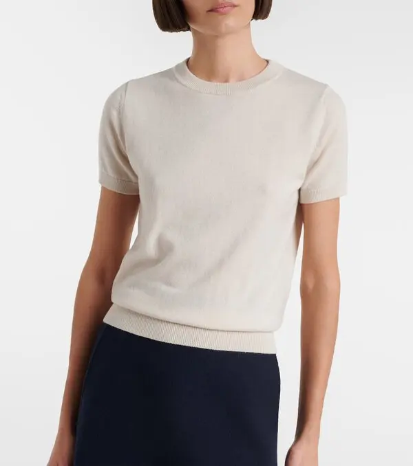 Max Mara Magenta Wool Sweater