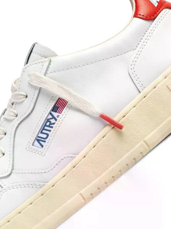 AUTRY Medalist Low-top Leather Trainers - White