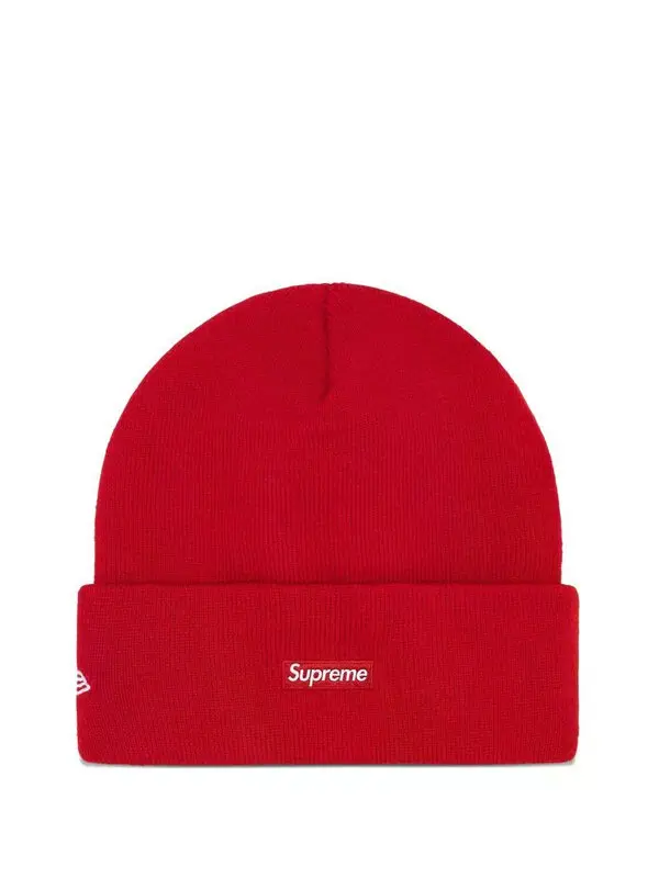 Supreme New Era® Old English Beanie Hat - Red