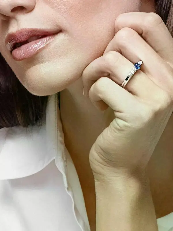 JEWELS AFICIONADO 18k White Gold Sapphire And Diamond Ring - Silver