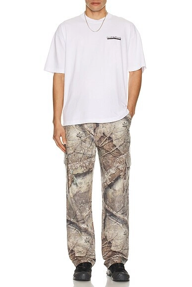 BADFRIEND Magnify Tee