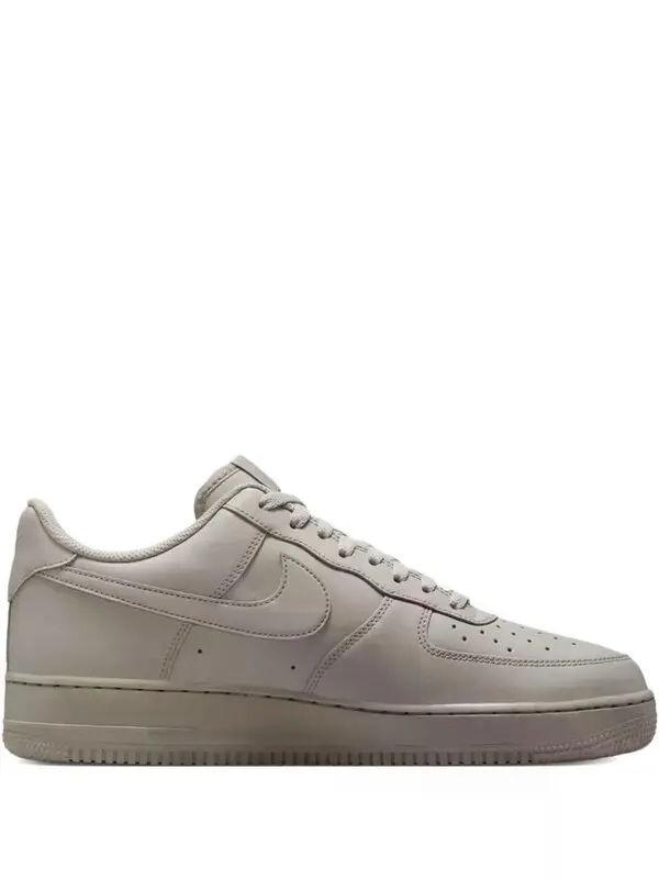 Nike Force 1 '07 Low Top Sneakers - Grey