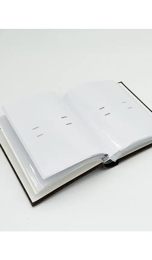 THE CEREMONY CLUB Engagement Photo Album