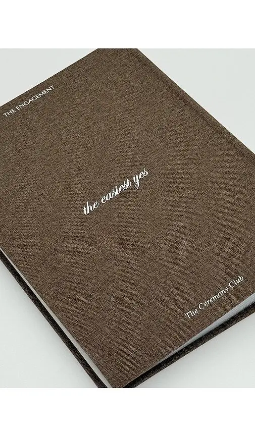 THE CEREMONY CLUB Engagement Photo Album