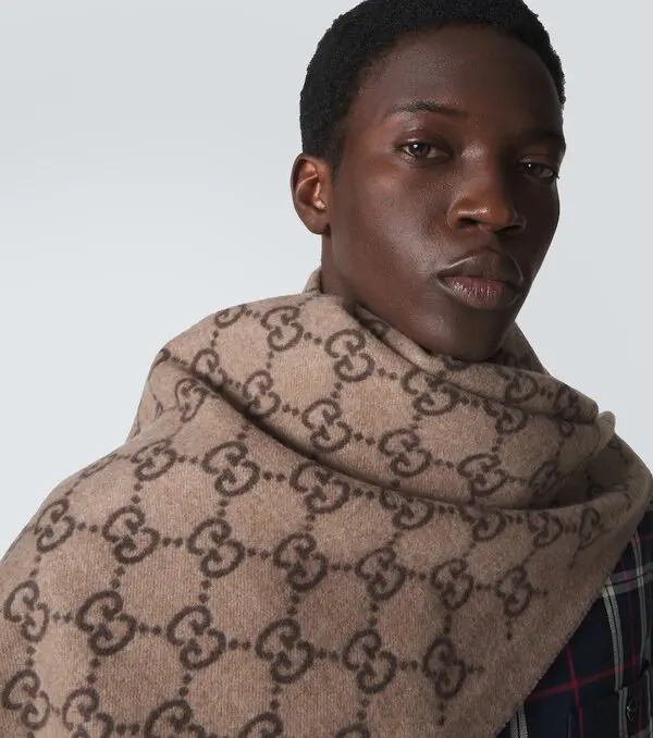 Gucci Gg Fringed Cashmere Scarf