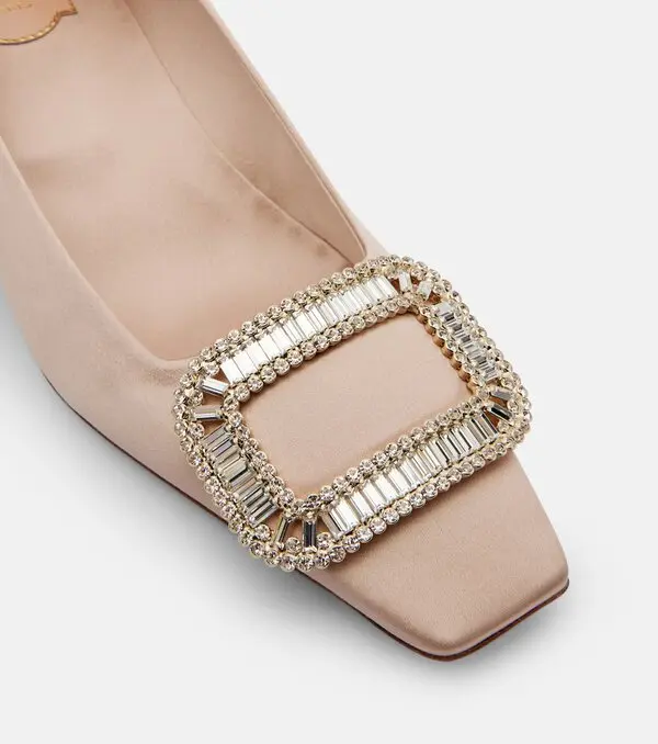 ROGER VIVIER Belle Vivier Embellished Satin Pumps - Beige
