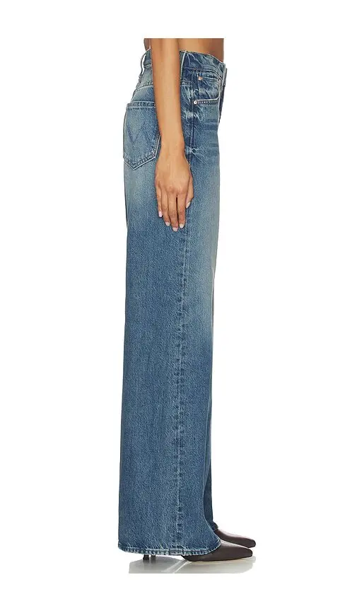 MOTHER The Ditcher Roller Zip Sneak Jeans