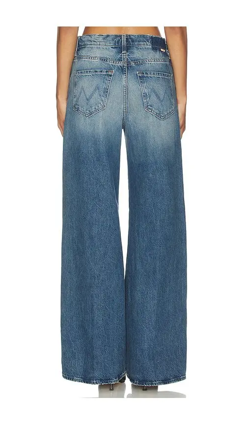 MOTHER The Ditcher Roller Zip Sneak Jeans