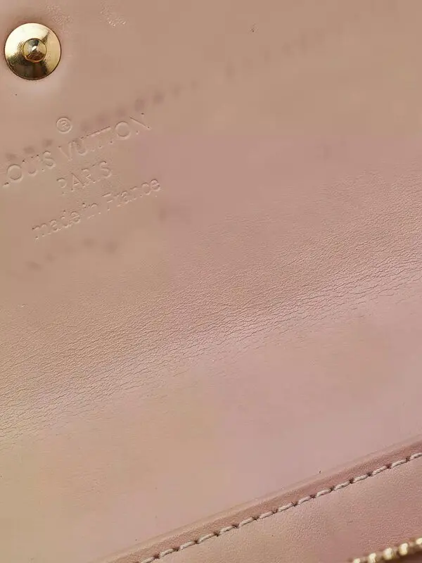 LOUIS VUITTON Sarah Wallet