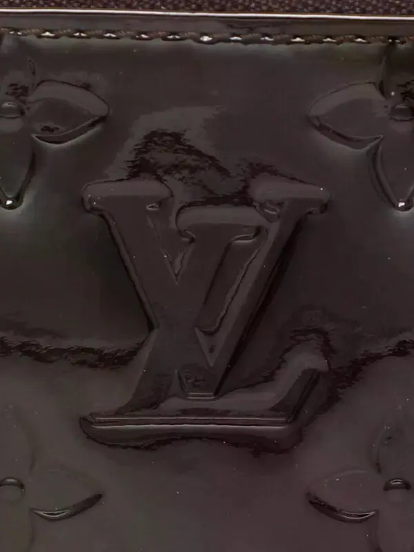 LOUIS VUITTON Leather Chain-detail Purse