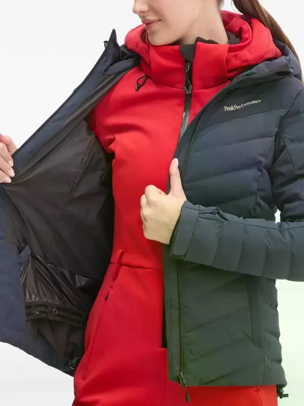 PEAK PERFORMANCE Quilted Hooded Ski Jacket