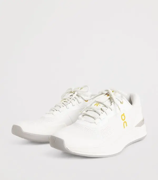 On The Roger Pro Ace Sneakers