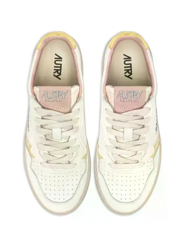 AUTRY Medalist Lace-up Sneakers