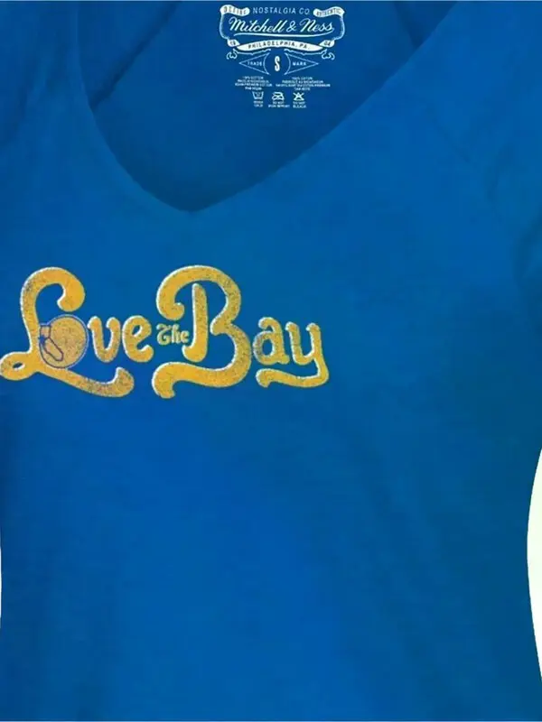 Mitchell & Ness Love The Bay V-neck T-shirt - Blue
