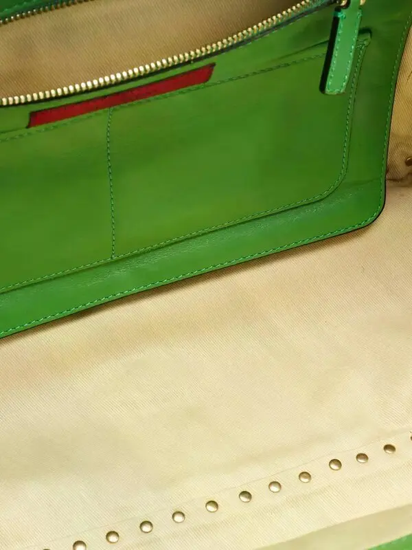 Valentino Garavani Rockstud Trapeze Leather Tote Bag