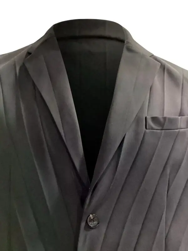 Valentino Garavani Pleated Notched-lapel Suit