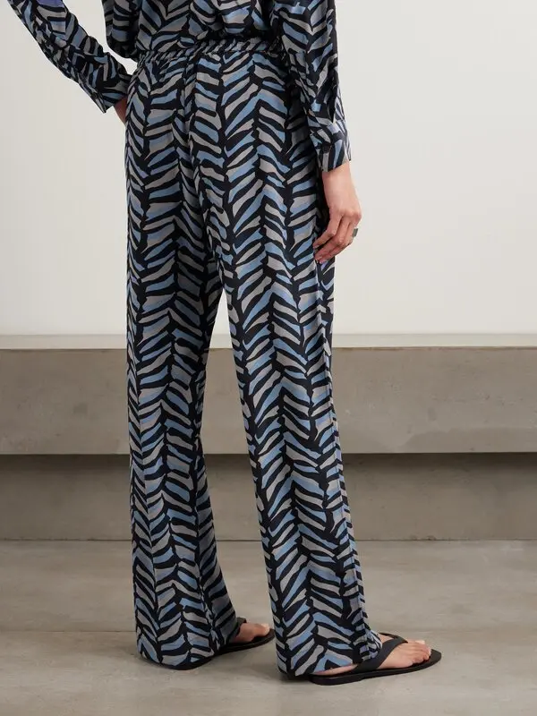 Matteau Printed Silk Crepe De Chine Straight-leg Pants - Multi