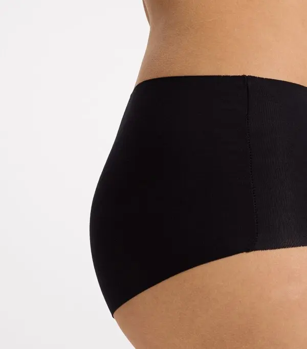Hanro Invisible Cotton Maxi Briefs - Black