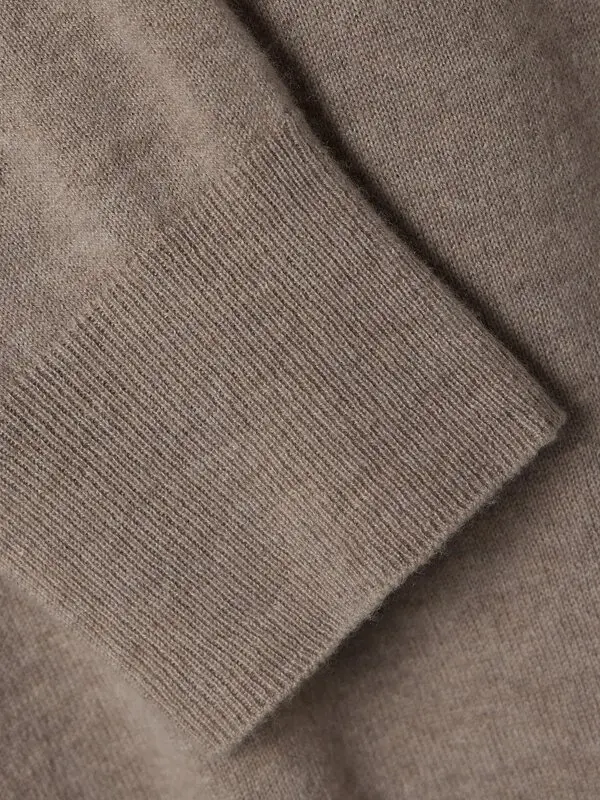 THE ROW Jabari Cashmere Turtleneck Sweater