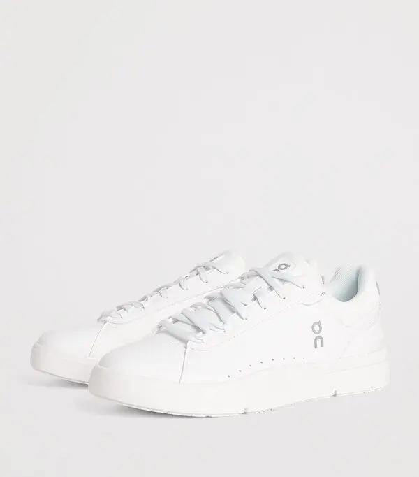 On The Roger Advantage Sneakers