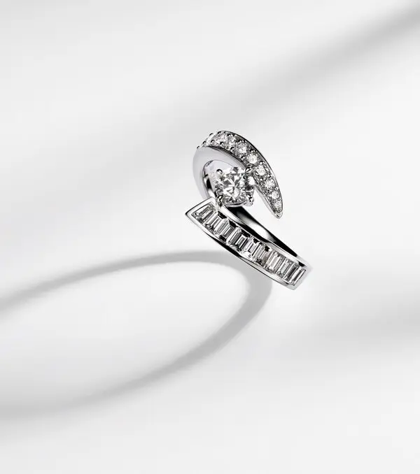 BUCHERER FINE JEWELLERY Inner Fire 18kt White Gold Ring With Diamonds
