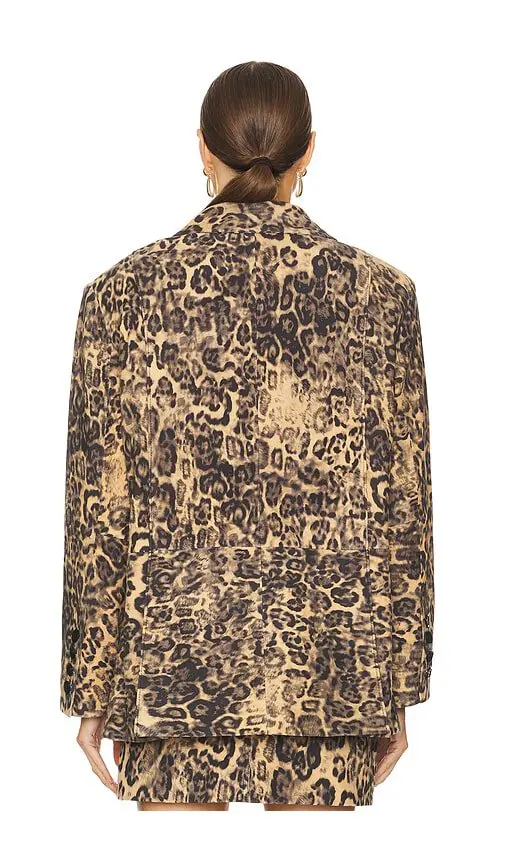 GESTUZ Leane Blazer In . Also