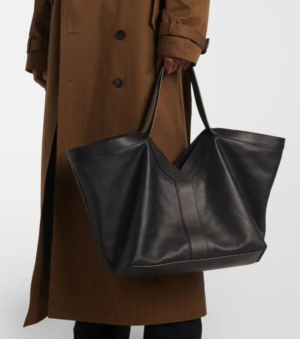 Saint Laurent Y Leather Tote Bag - Black