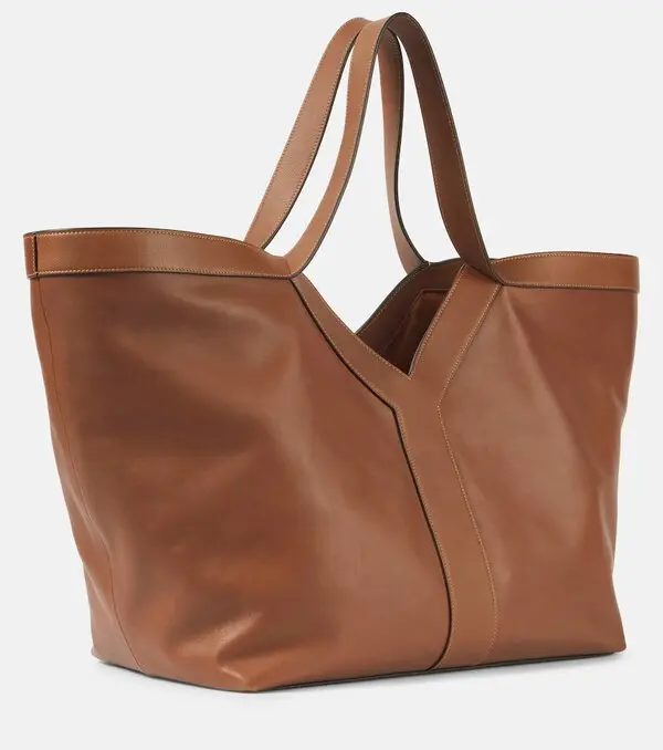 Saint Laurent Y Leather Tote Bag - Brown
