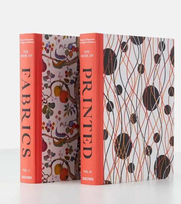 TASCHEN The Book Of Printed Fabrics. From The 16th Century Until Today Set Of 2 Books - Multicoloured