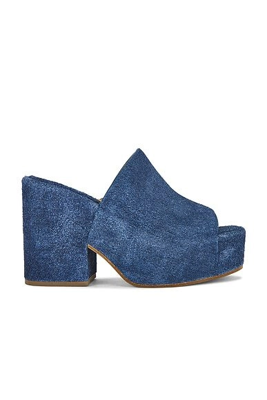 Gabriela Hearst Ares Mule