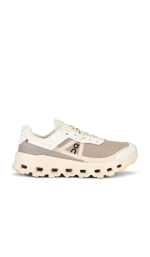 On Cloudvista 2 Sneaker - Cream