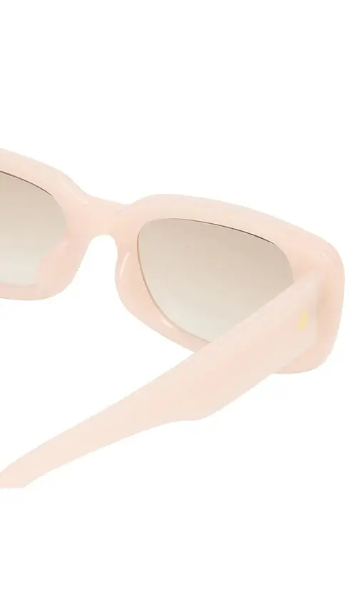 AIRE Ceres Rectangle Frame Sunglasses - Blush