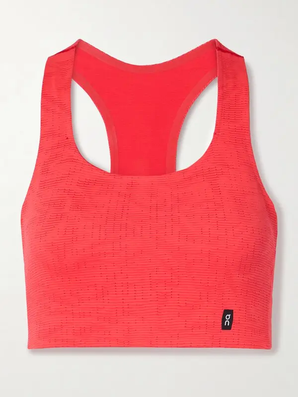 On Pace Ribbed Stretch Sports Bra
