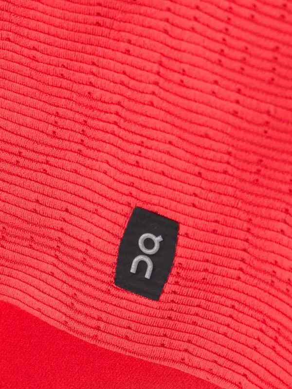 On Pace Ribbed Stretch Sports Bra