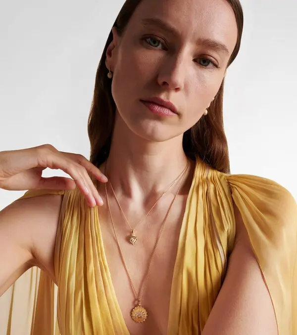 FOUNDRAE 18kt Yellow And Diamond Pendant