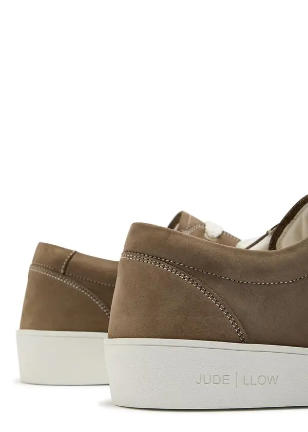 JUDE LLOW Nico Panelled Nubuck Leather Sneakers - Brown