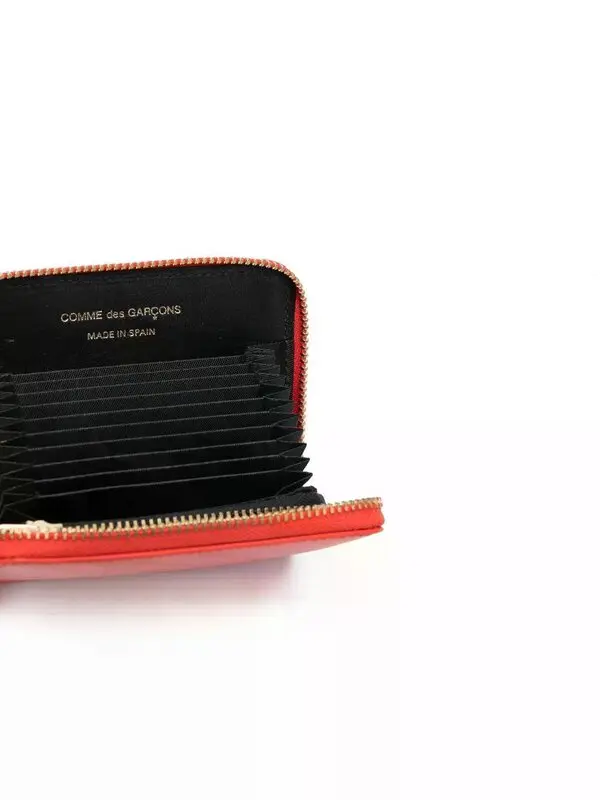Comme Des Garçons Zip-up Leather Wallet
