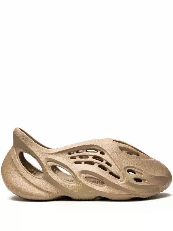 ADIDAS X YEEZY Yeezy Foam Runner Mist Sneakers - Brown