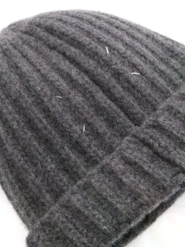 MAISON MARGIELA Four-stitch Ribbed Knit Beanie - Grey