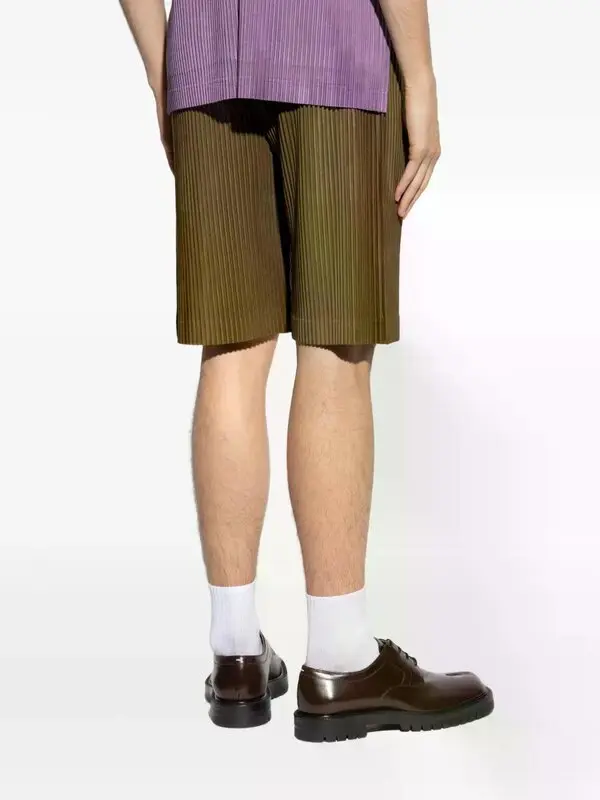Issey Miyake Pleated Knee-length Shorts - Green