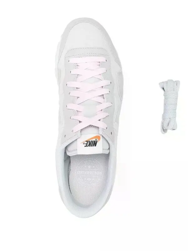Nike Pegasus 83 Sneakers
