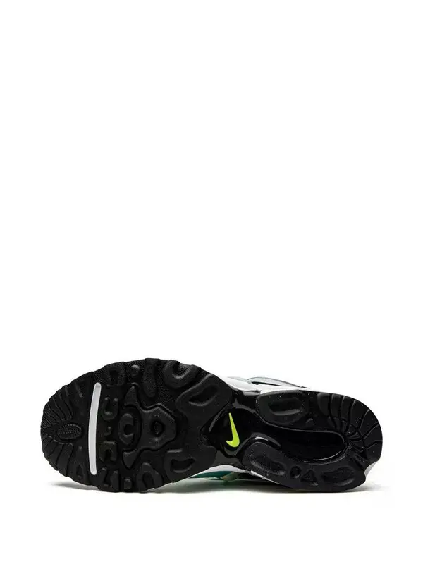 Nike Kukini Se 'lemon Venom' Sneakers - Green