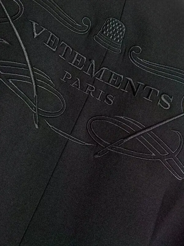 Vetements Embroidered Blazer