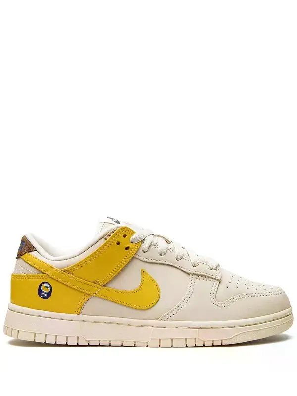 Nike Dunk Low Lx Banana Sneakers - Neutrals