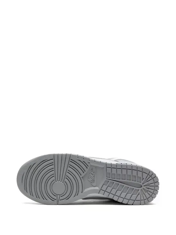 Nike Dunk Low Retro Two Tone Sneakers - Grey