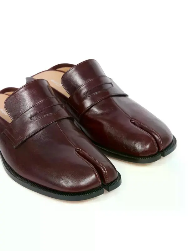 MAISON MARGIELA Tabi Leather Mules - Red