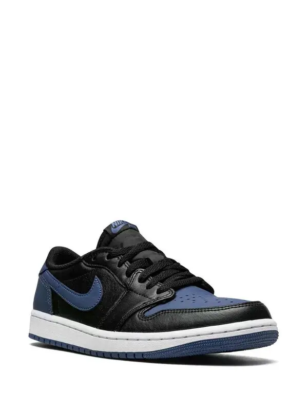 JORDAN 1 Low Mystic Navy Sneakers
