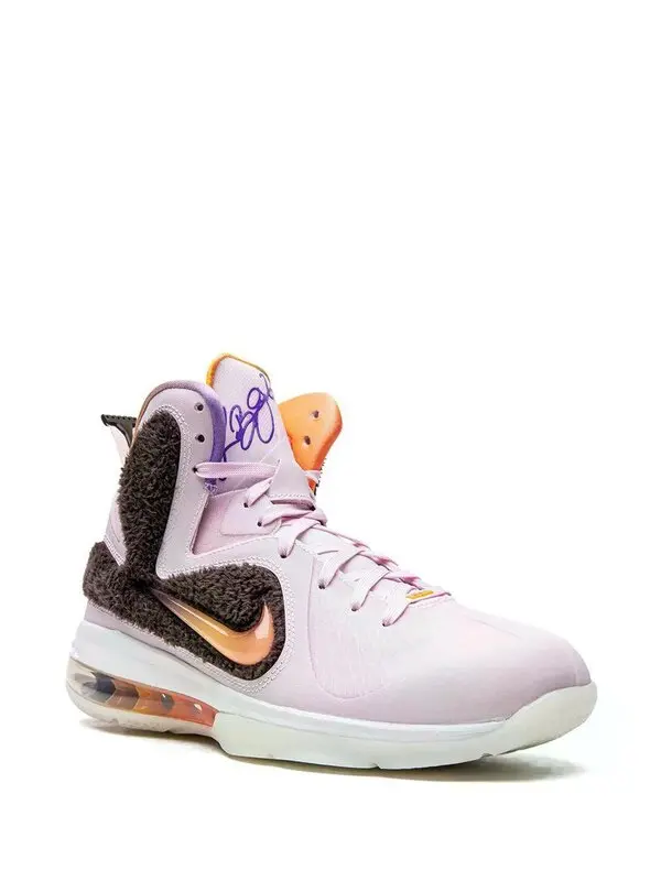 Nike Lebron "king Of La" High-top Sneakers - Pink