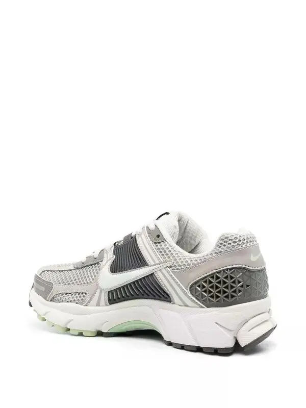 Nike Vomero Cobblestone Sneakers - Grey